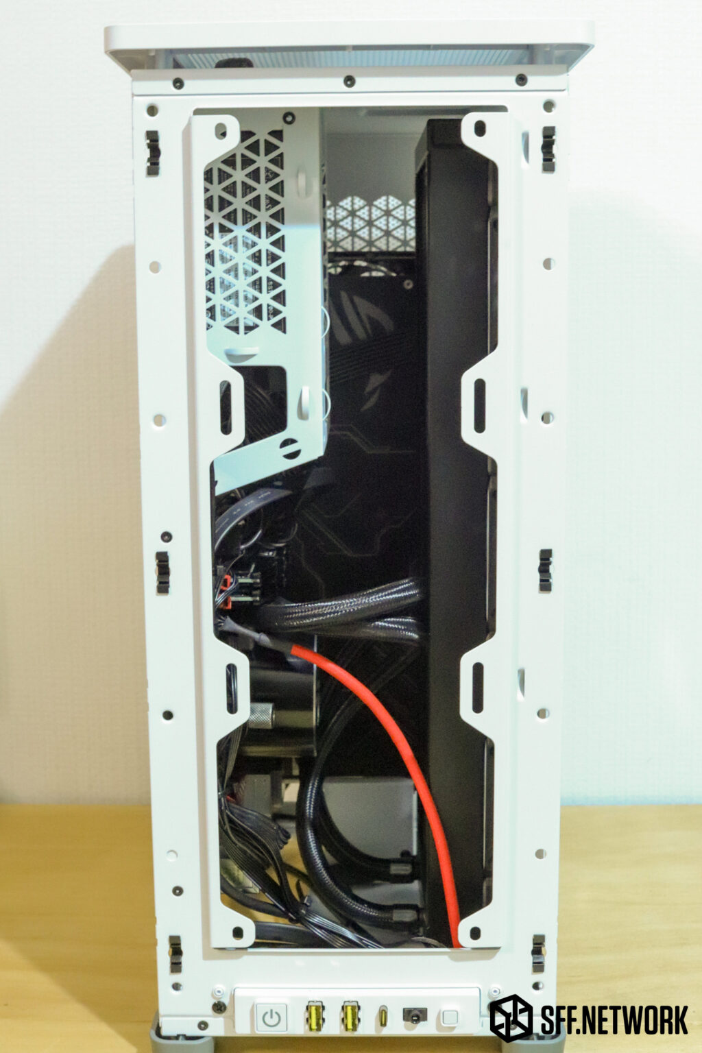 CORSAIR’s 2000D Airflow – Bigger is Better? – SFF.Network | SFF.Network