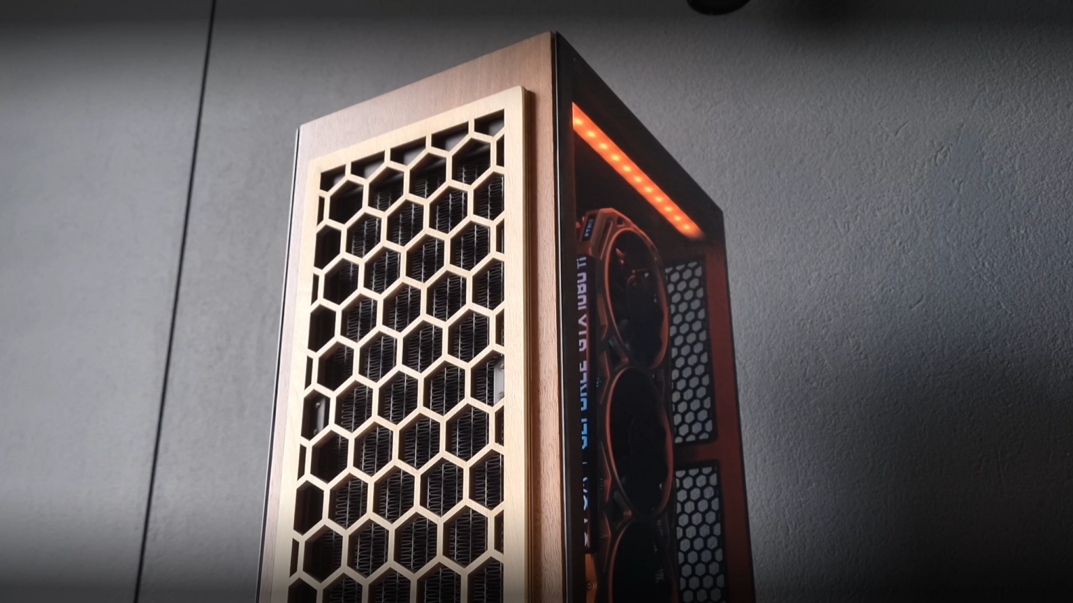 Wake Up to This Hand Made Wooden SFF Case by MXC Builds – SFF.Network ...