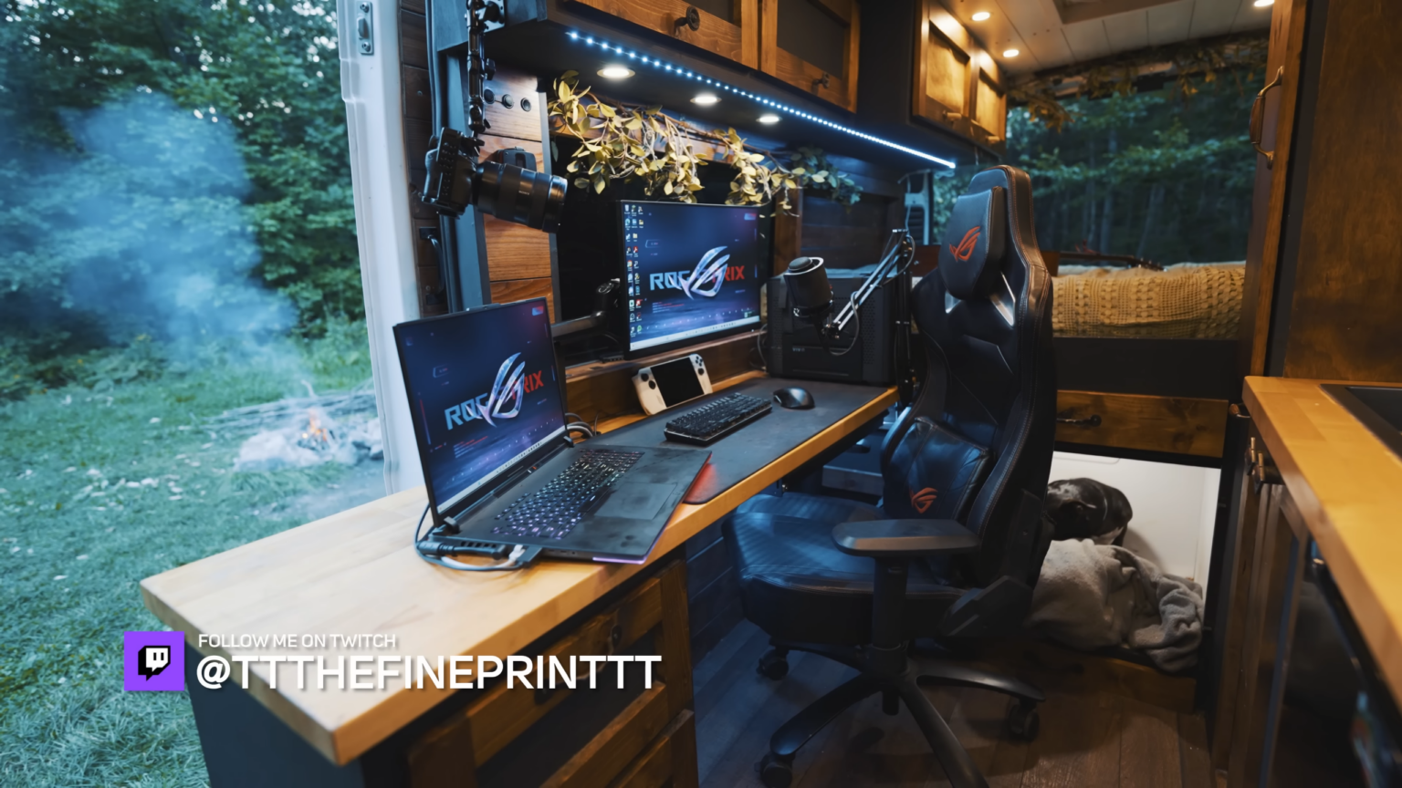 Weekend SFF Fun: Check Out This Incredible Small Form Factor Gaming Van ...